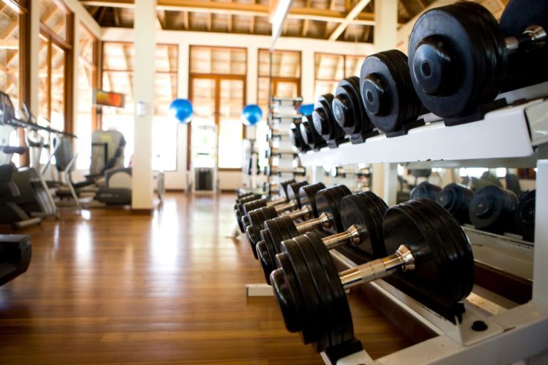 5 Best Gyms In Houston (Budget, Pools, CrossFit, & More) – Rate Your Burn